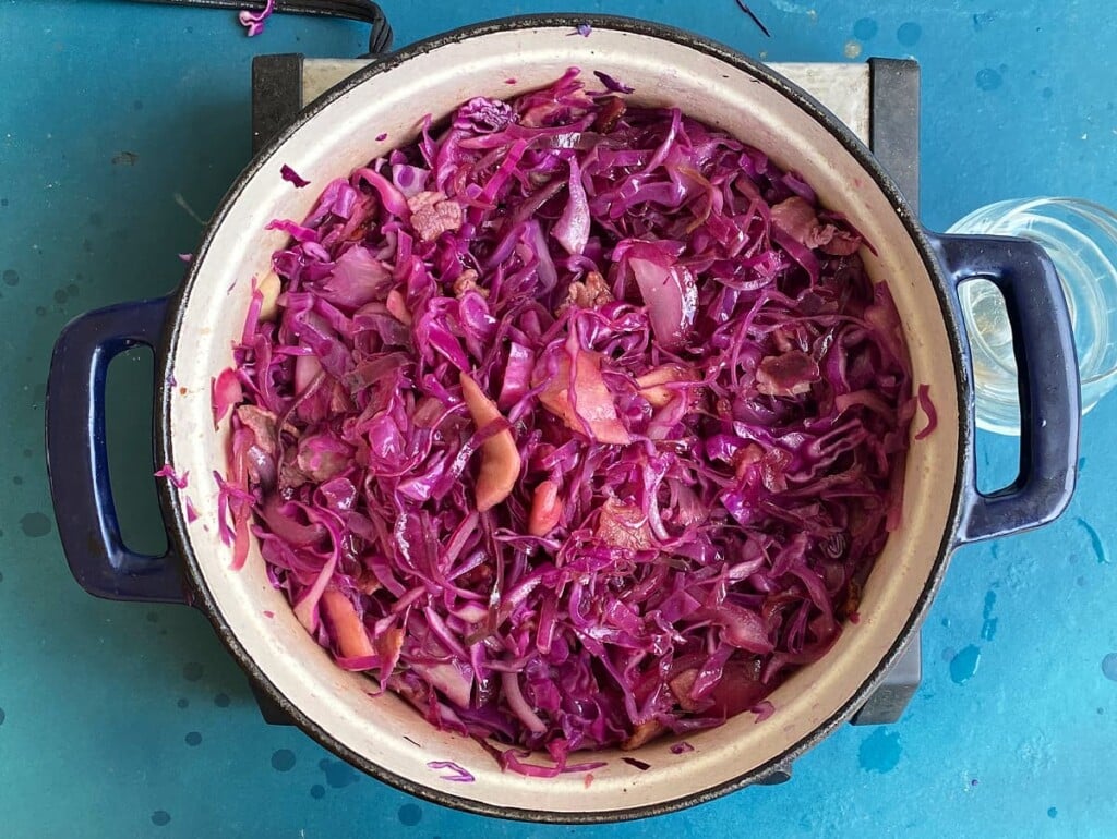 Traditional German Red Cabbage (Rotkohl) • The Good Hearted Woman