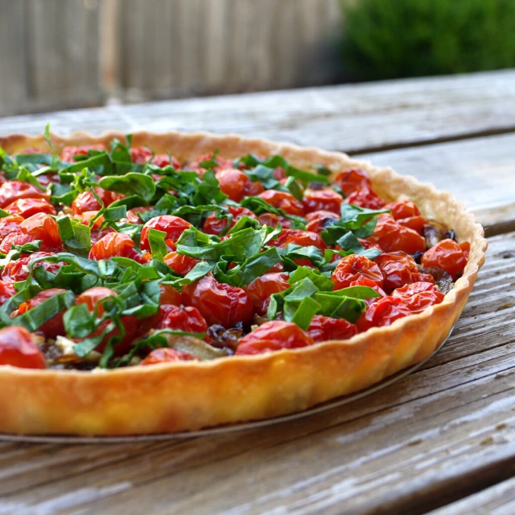 Fresh Cherry Tomato Tart | The Good Hearted Woman