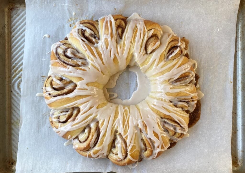 Cinnamon Roll Wreath (Danish Pastry Ring) • The Good Hearted Woman